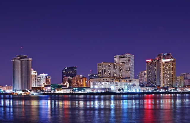 Experience the 930 Poydras Apartments Neighborhood